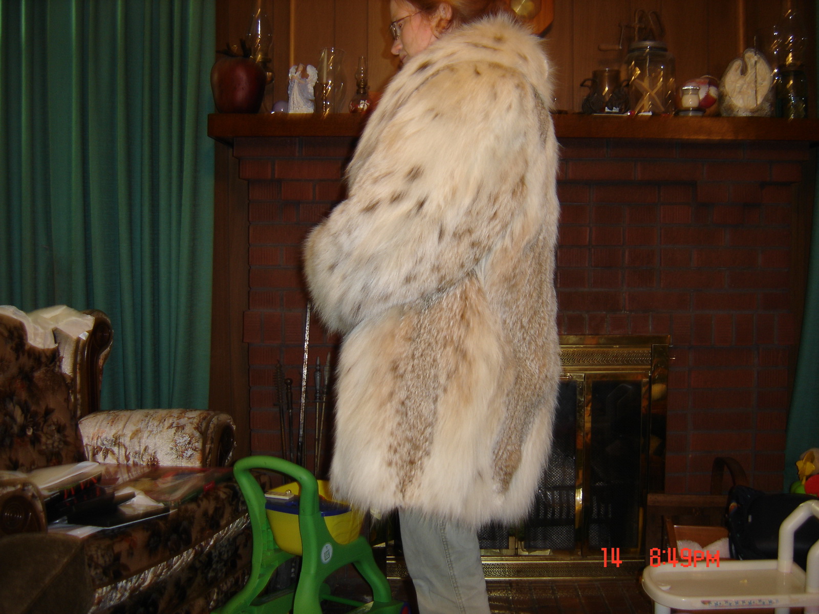 LAFOURRURE2: Magnificent Full Length Canadian LYNX Fur coat