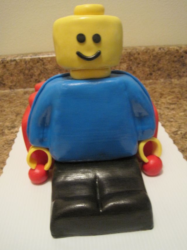 Your Happy Baker: Lego Man Cake