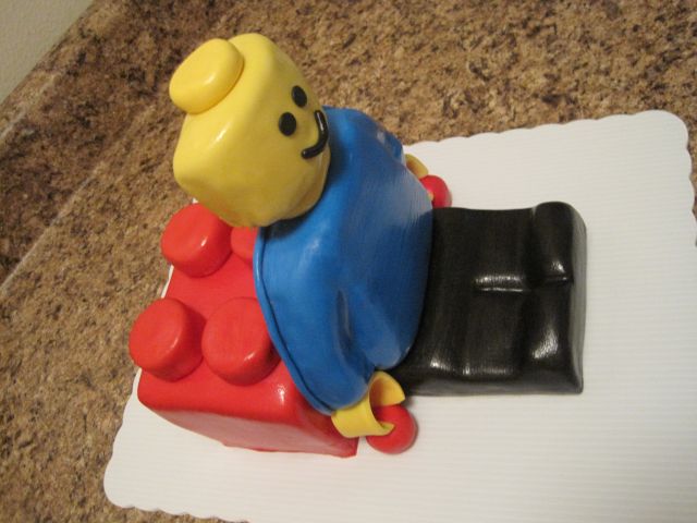 Your Happy Baker: Lego Man Cake