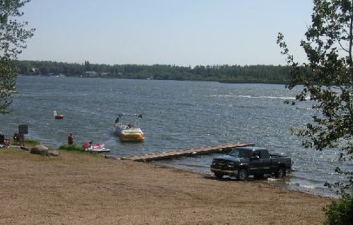 Paddling Near Edmonton, Alberta, Canada: Wizard Lake