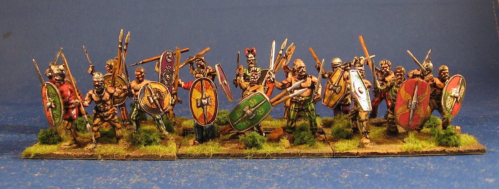 Bob's Miniature Wargaming Blog: 28mm Celts: Progress!