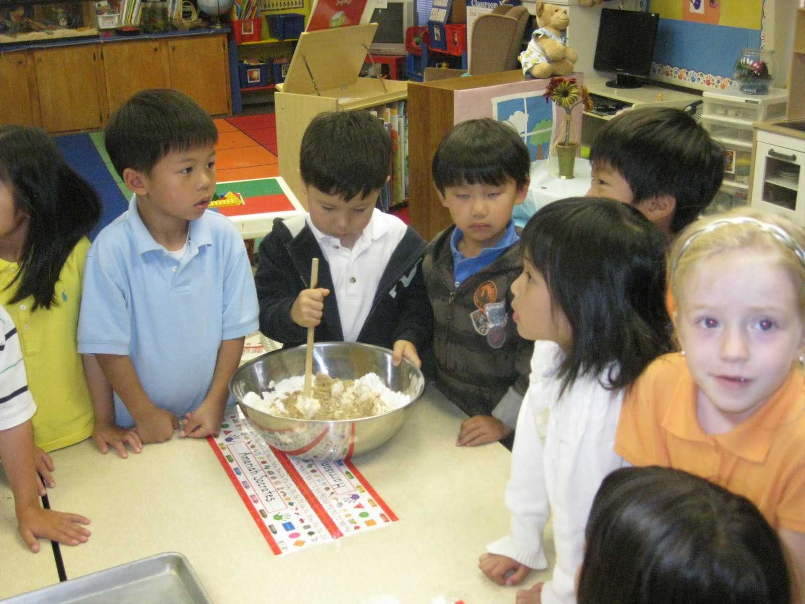 Mrs. Mason's Kindergarten Class: Making Cookies!