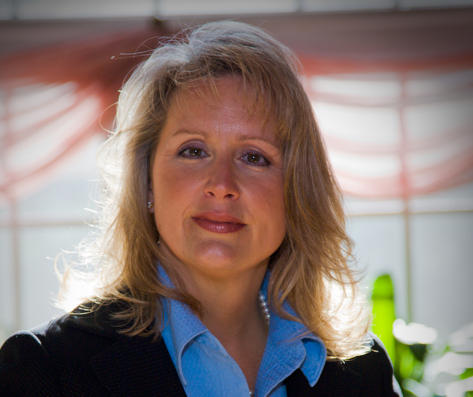 Right Klik: Help Renee Ellmers Now!