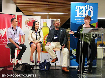 Simon Food Favourites: Media140 Foodies: A gastronomic delight of food ...