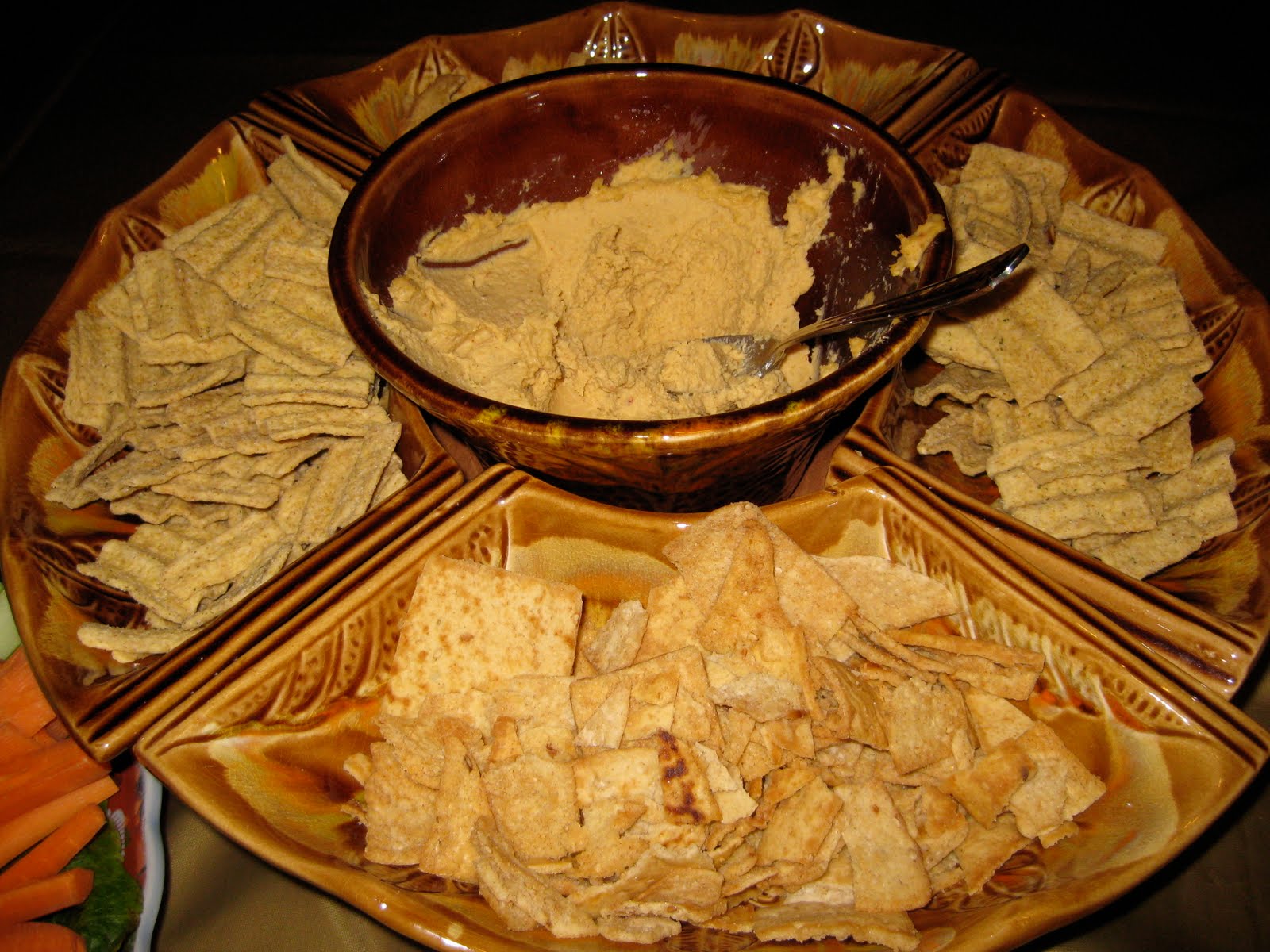 FatConsciousFoodie: SIDES: Killer, Spicy Hummus