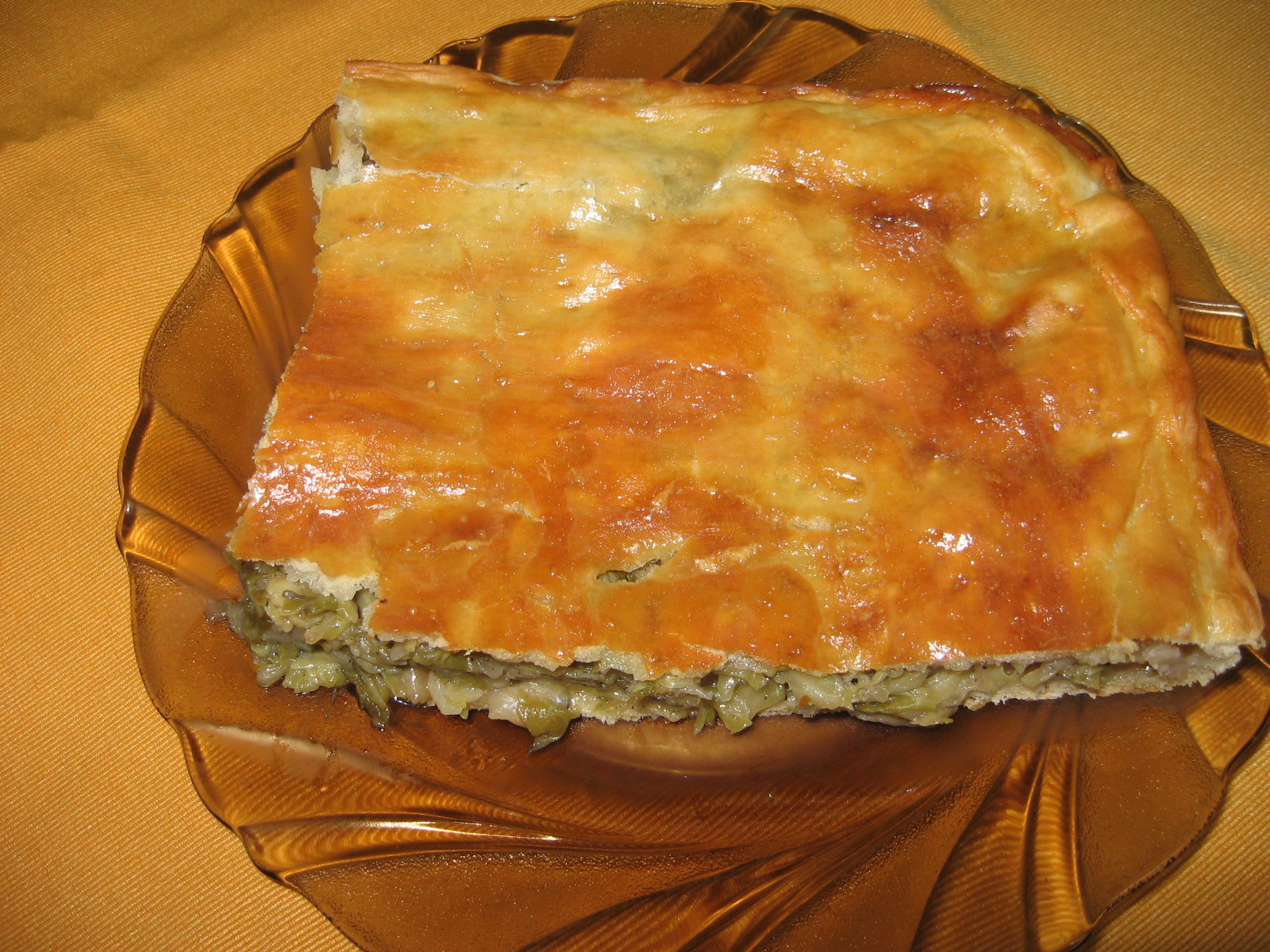 Daniela, bucatarie moldo-ardeleneasca: PLACINTA CU VARZA