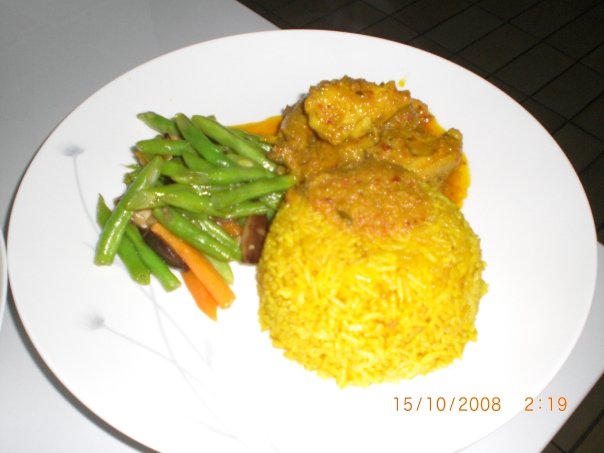 Bahay Kainan: Yellow Rice Chicken Rendang Set