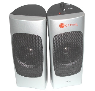 Parlantes y Subwoofer: Parlante Básico Modelo SP 165