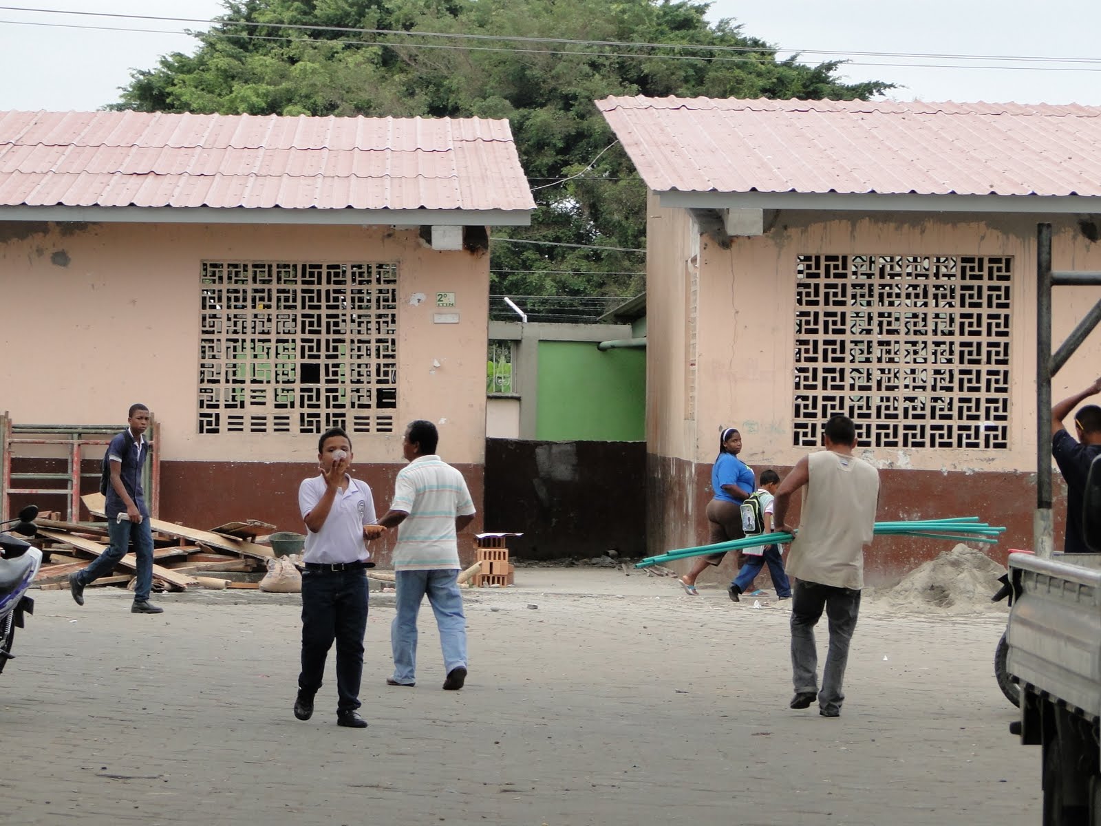 CON NUEVOS INSTRUMENTOS EL ALCALDE NEFTALÍ CORREA DÍAZ FORTALECIO LA ...