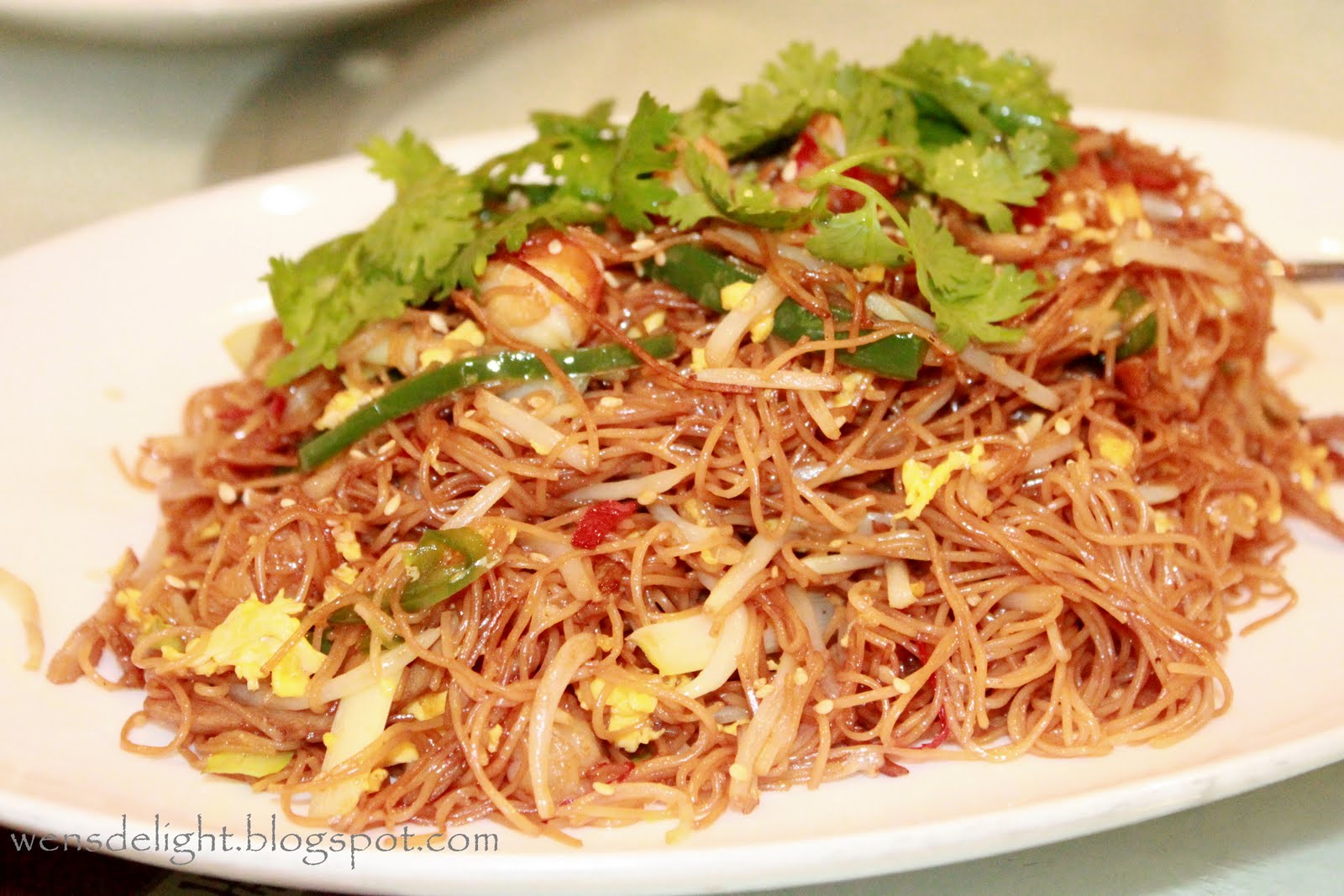 Wen's Delight: Wah Lok Cantonese Restaurant