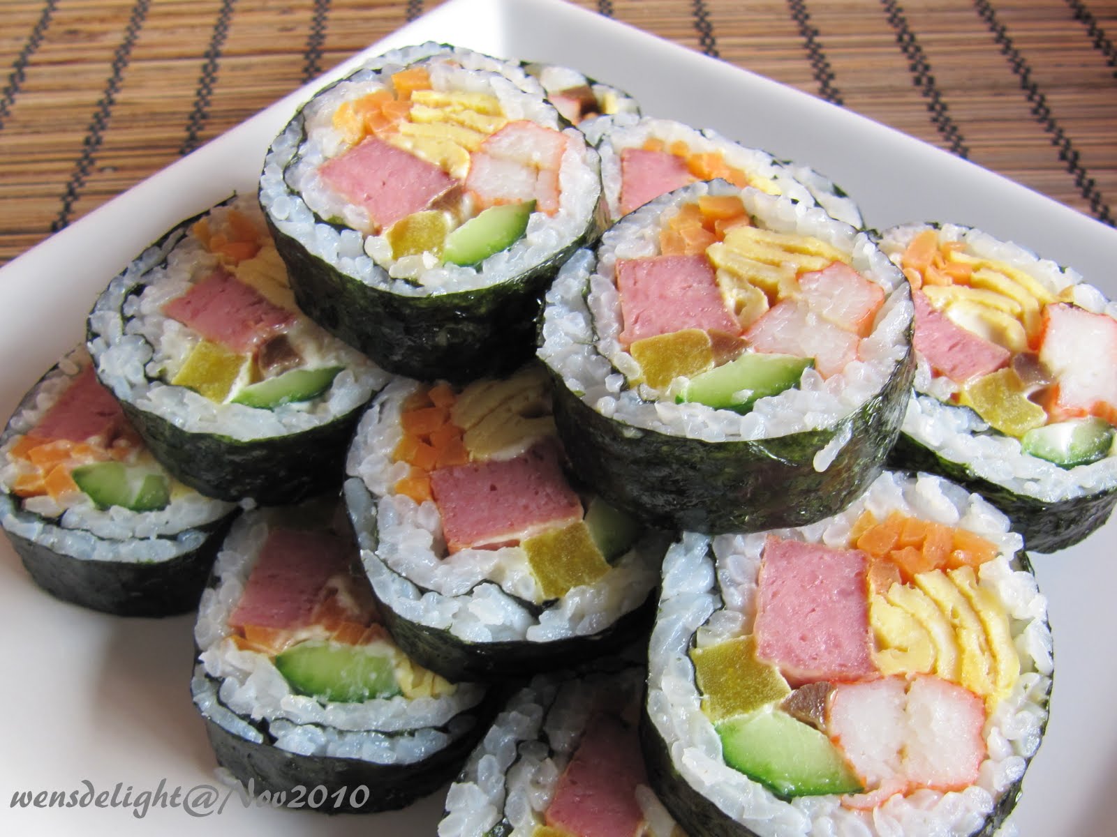 Wen's Delight: Delicious Kimbap!