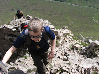 NOT QUITE - TOUCHING THE VOID: Curved Ridge, Glencoe 31st May, 2008