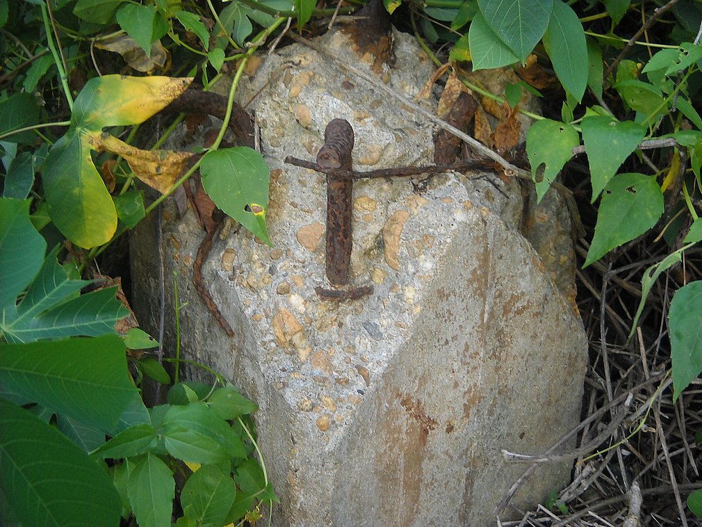 Warisan Tumpat: Tiang Jeti Bijih Besi di Jubakar Pantai, Tumpat, Kelantan.