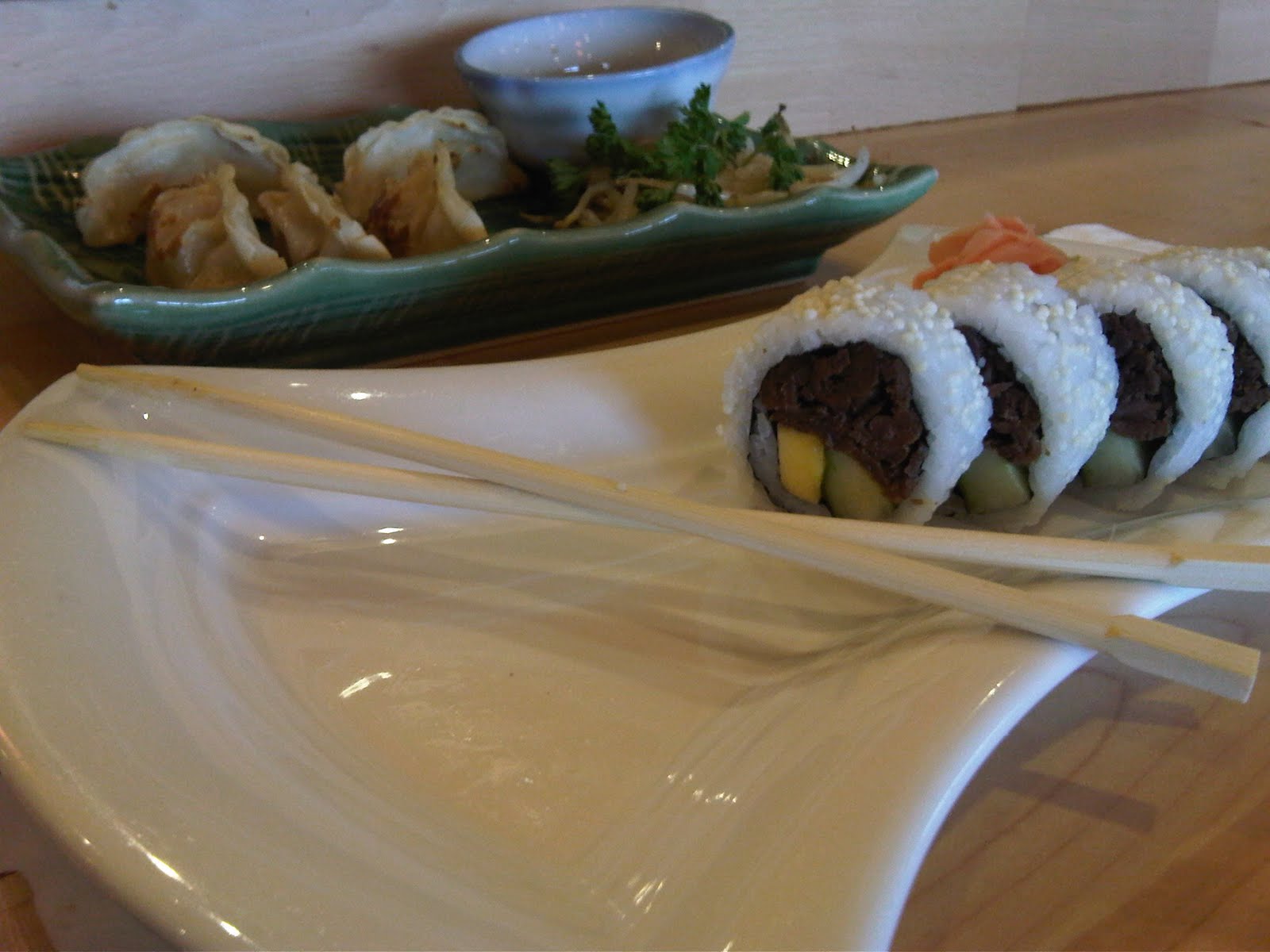 HungryCanadian: Sisho Sushi - Red Deer