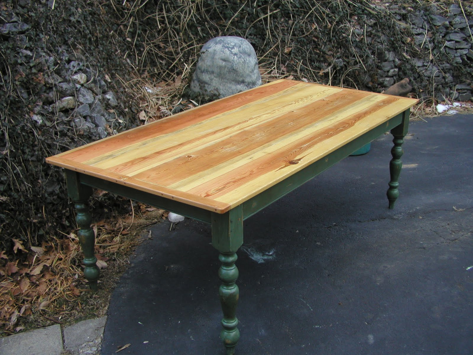 Distressed Paint for farm table : r/DIY