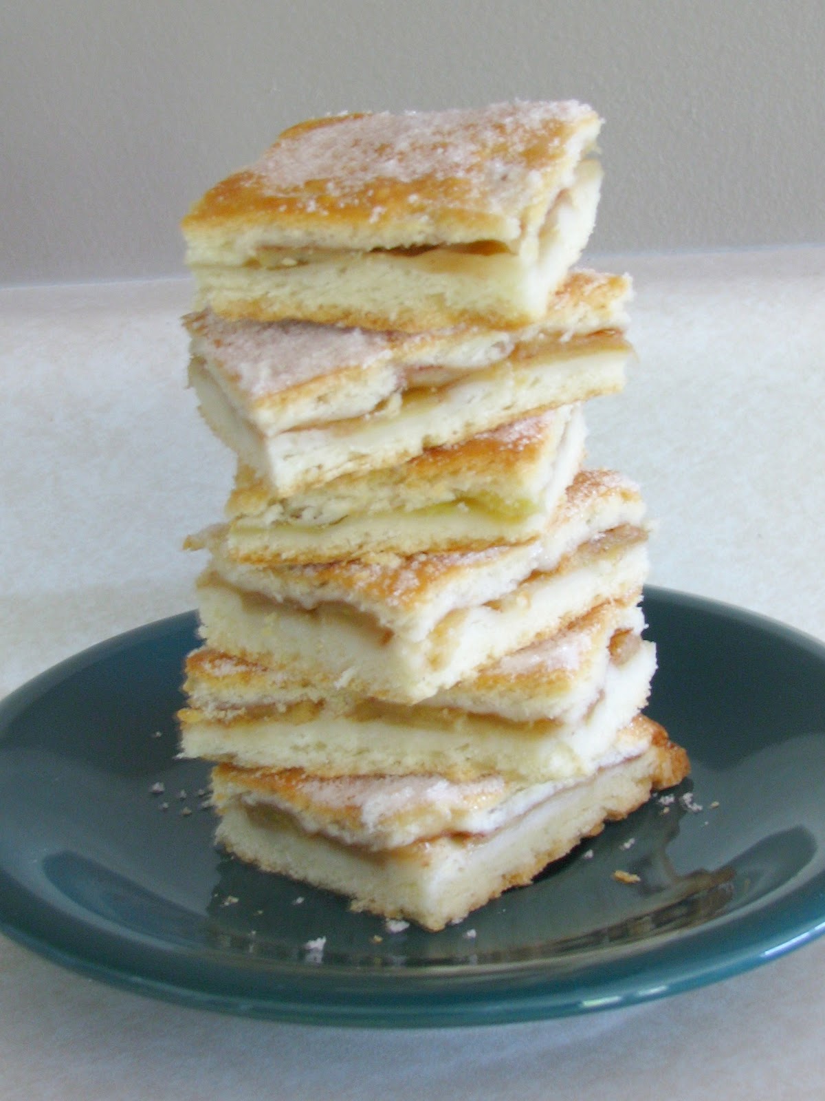 Sweet Delightful Apple Shortcake