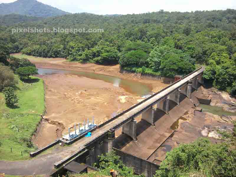 Lookout point Thenmala,Weir or Lowhead Dam of Kallada irrigation ...