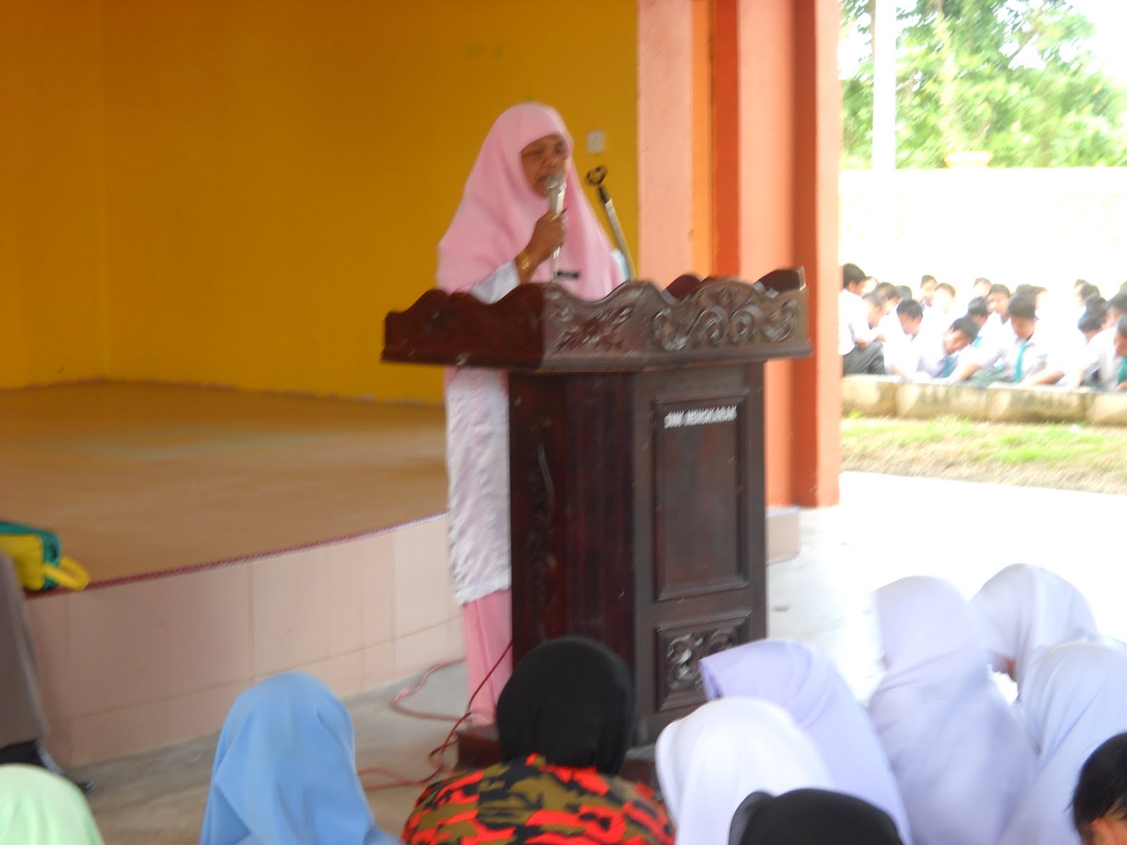 PUSAT SUMBER SMK MENGKARAK