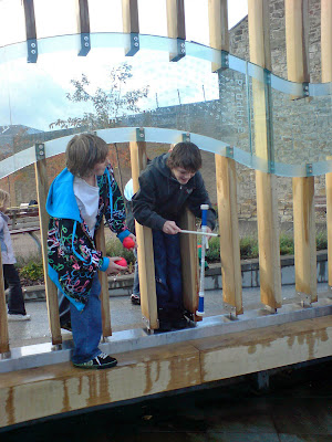 Joy Leftow's Poetry Blog: Double Helix & Ira Lightman's public art works