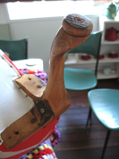 flourish and blume: From lumpy-bottom to love-chair