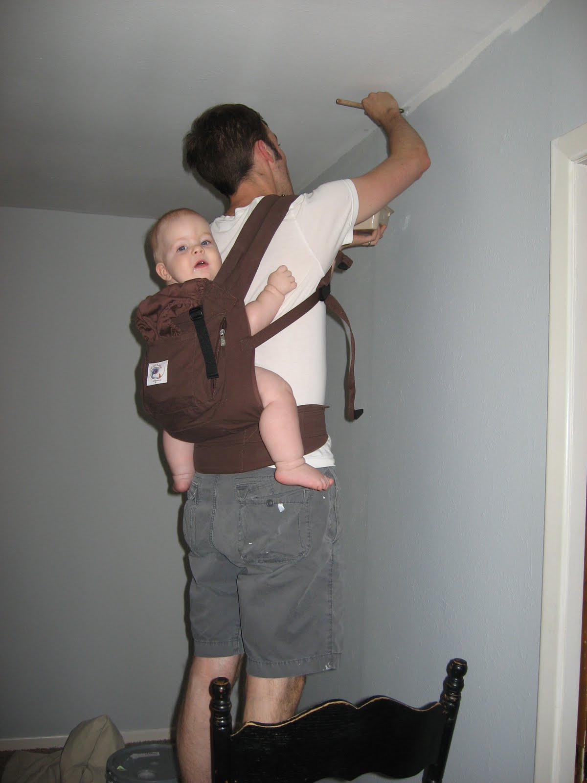 Colebirds: Real Men Wear Their Babies