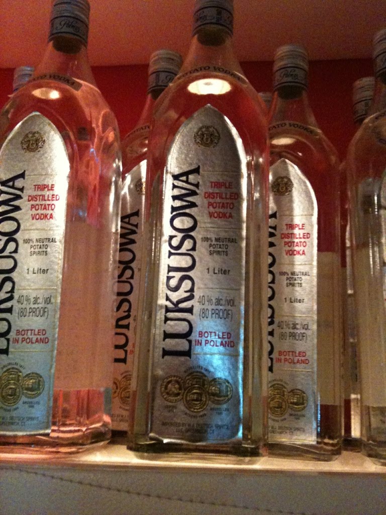 Gourmet Pigs: Luksusowa Vodka Seminar & Tasting: Can You Taste the ...
