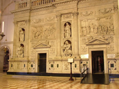 The Roman Sacristan: Our Lady of Loreto