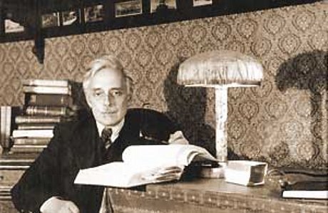 Emma Swinfield A2 Media: Vladimir Propp: 'character type/sphere of action'