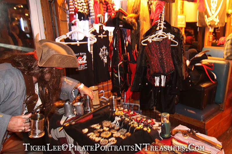 Pirate Fashions N Fotos Blog by Tiger Lee