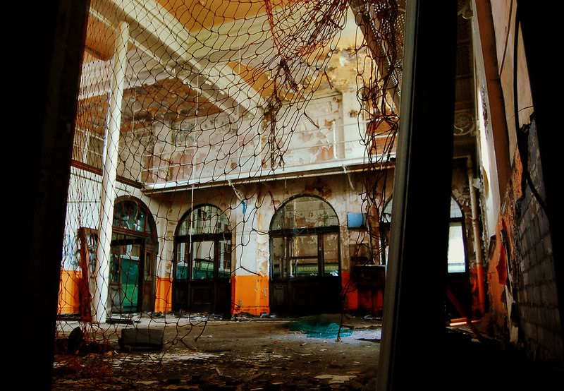 Generation X Goes Back to the Future 2: Urban Exploration | HISTORIES ...