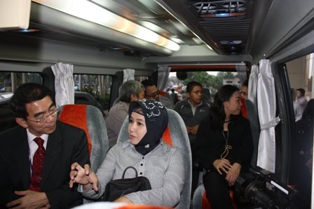 DayTrans - Executive Intercity Shuttle: Day Trans hadir di Senayan City