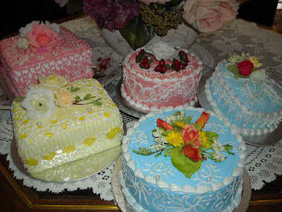 Abode Gift Creations: Faux cakes, cupcakes, victorian trellis cakes ...
