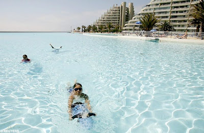 Ambitia - The Ambitions: Chile Largest Swimming Pool