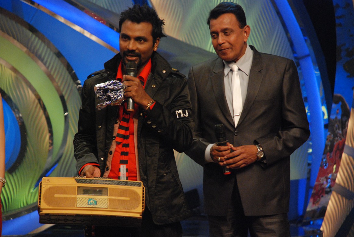 Crazy Hindi TV Serials: Gabbar’s Birthday surprise - Master Remo D ...