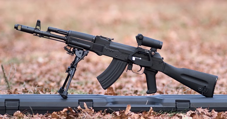 VEICULOS E ARMAMENTOS MILITARES: AK-103
