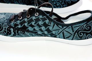 paperwhitestudio: Zentangle - Zenspirations Silk Ornaments and ...