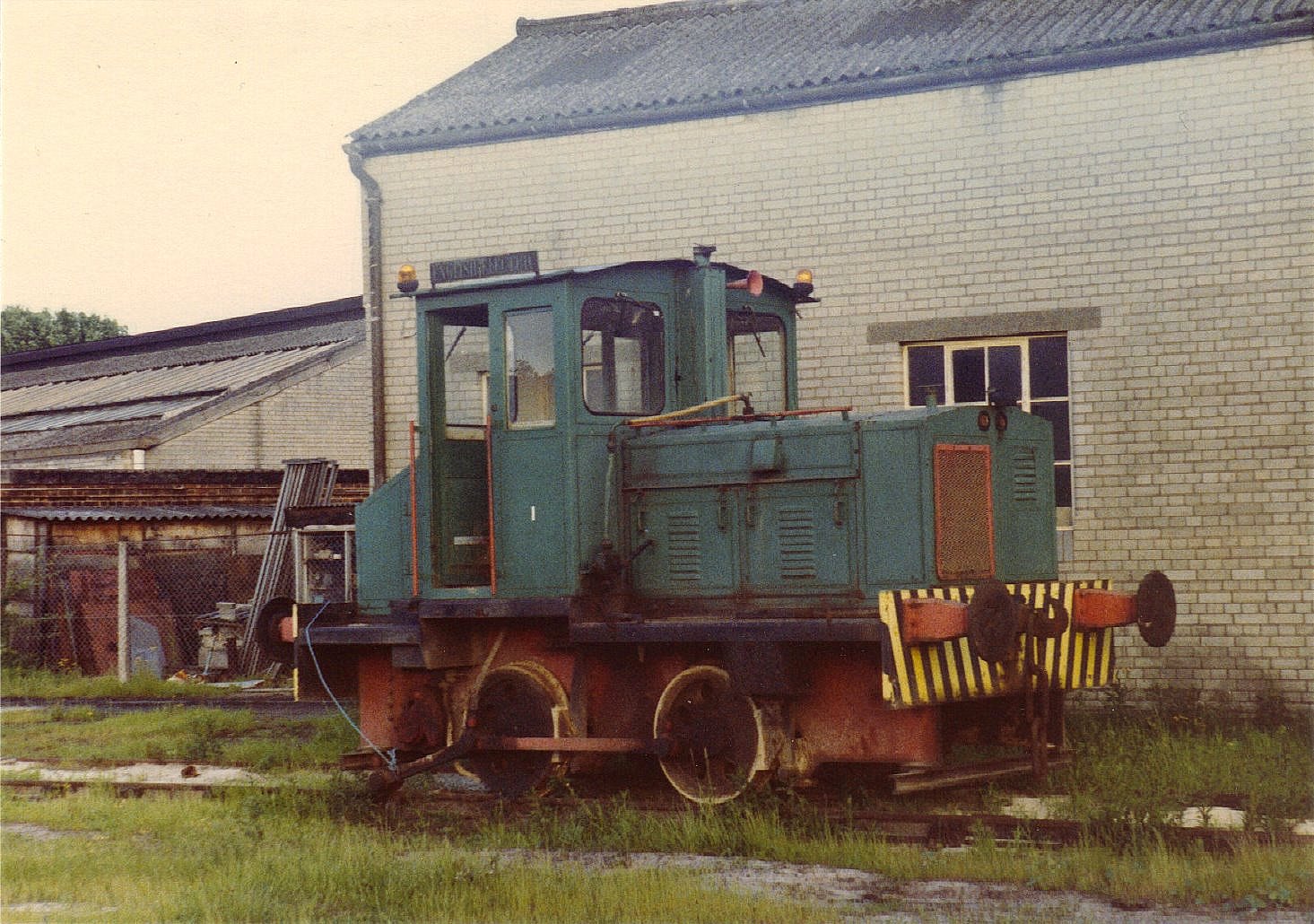 the rail thing: industrial line