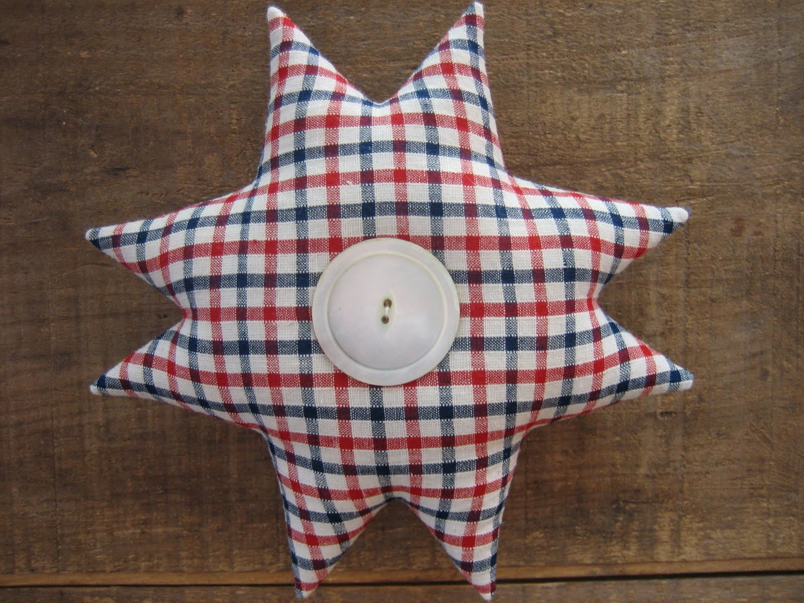 Riverwood Primitives: How to Make an 8-Pointed Star