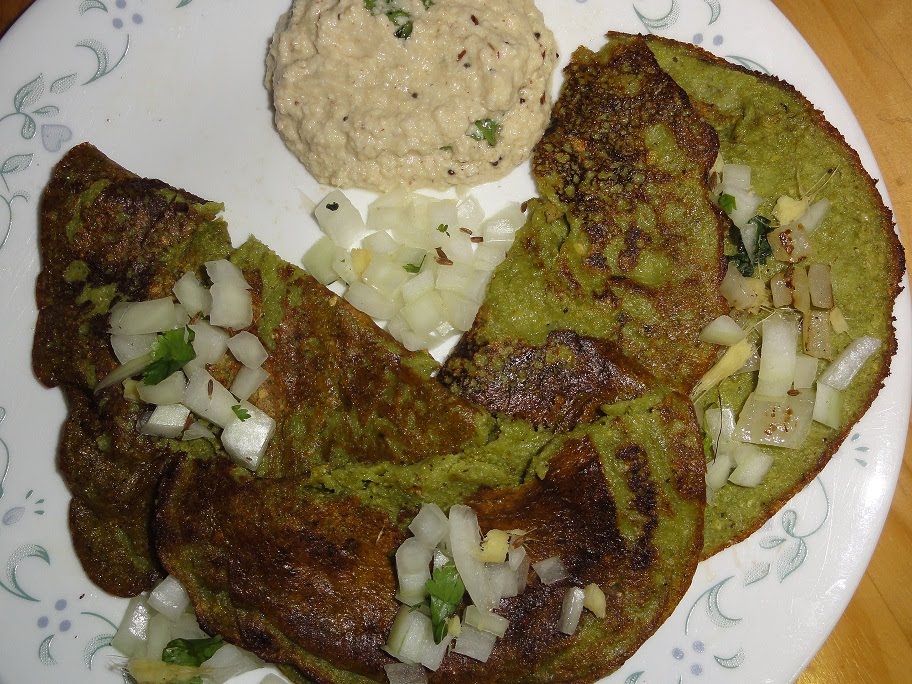 Divya's Cooking Journey: Pesara Attu ~ Moong Dal Dosa