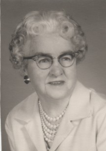 SHIRTS PRICELESS GEMS: Susan Irvine (Shirts, Watrous): "Pic"story