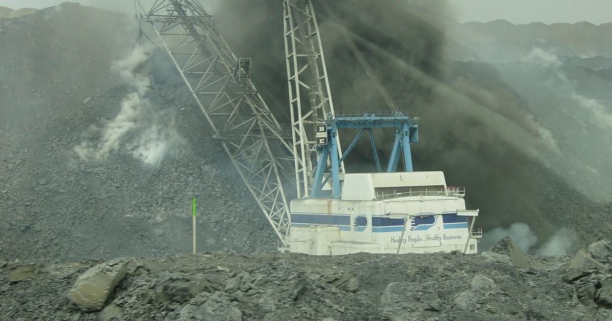 Mining Mayhem: Drayton Dragline Spon Com