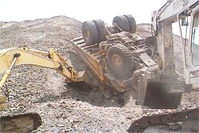 Mining Mayhem: Rear Dumper On Back