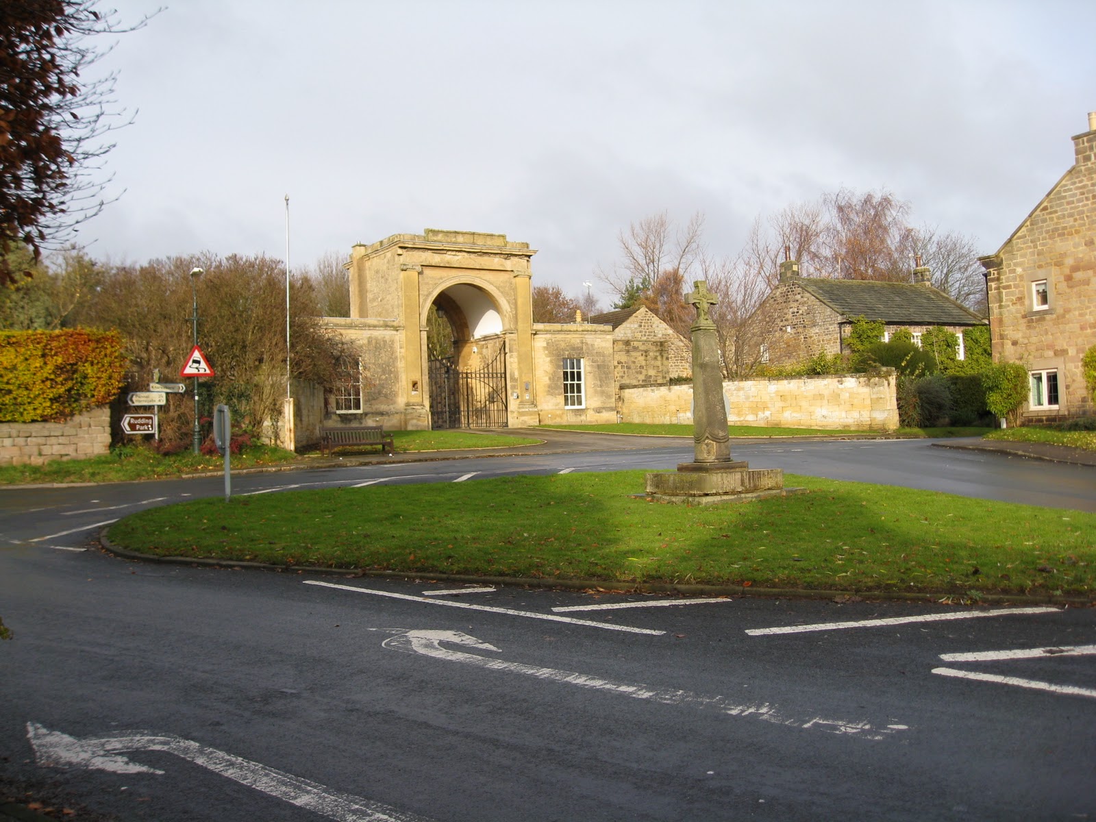 Jim & Gill's Walks: Harrogate and Follifoot