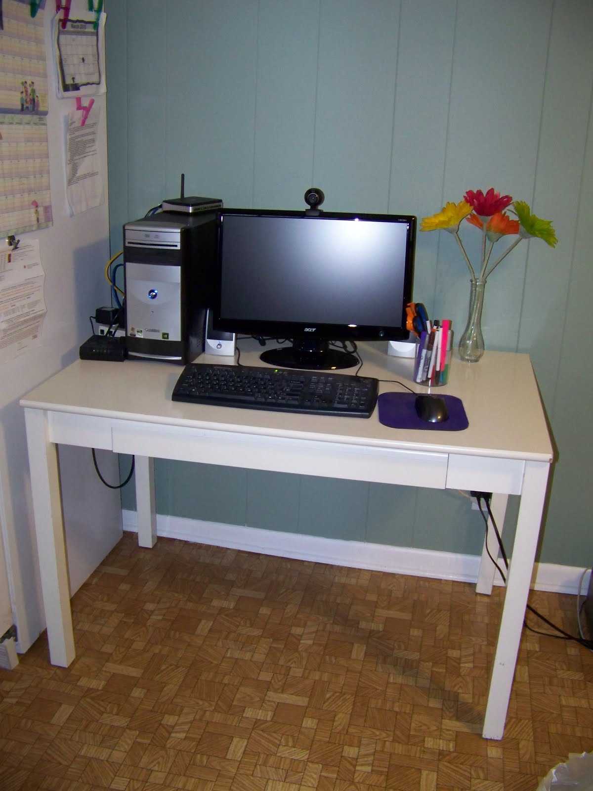 The Jones Family: What a steal of a DEAL!!- Computer Nook