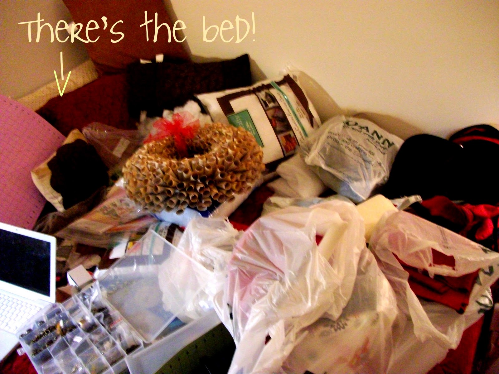 Miss Lovie: Clean-ish Craft Room, New Wall Decor, and Snowflakes at ...