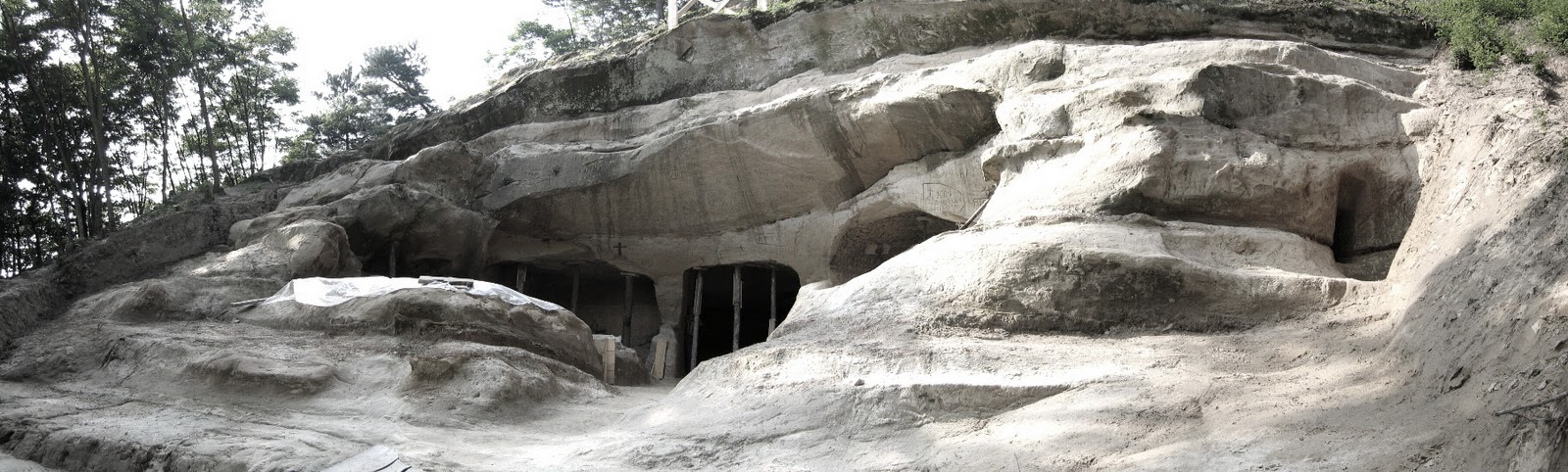 Romania Megalitica: Șinca Veche, Brașov. Un complex megalitic pagan ...