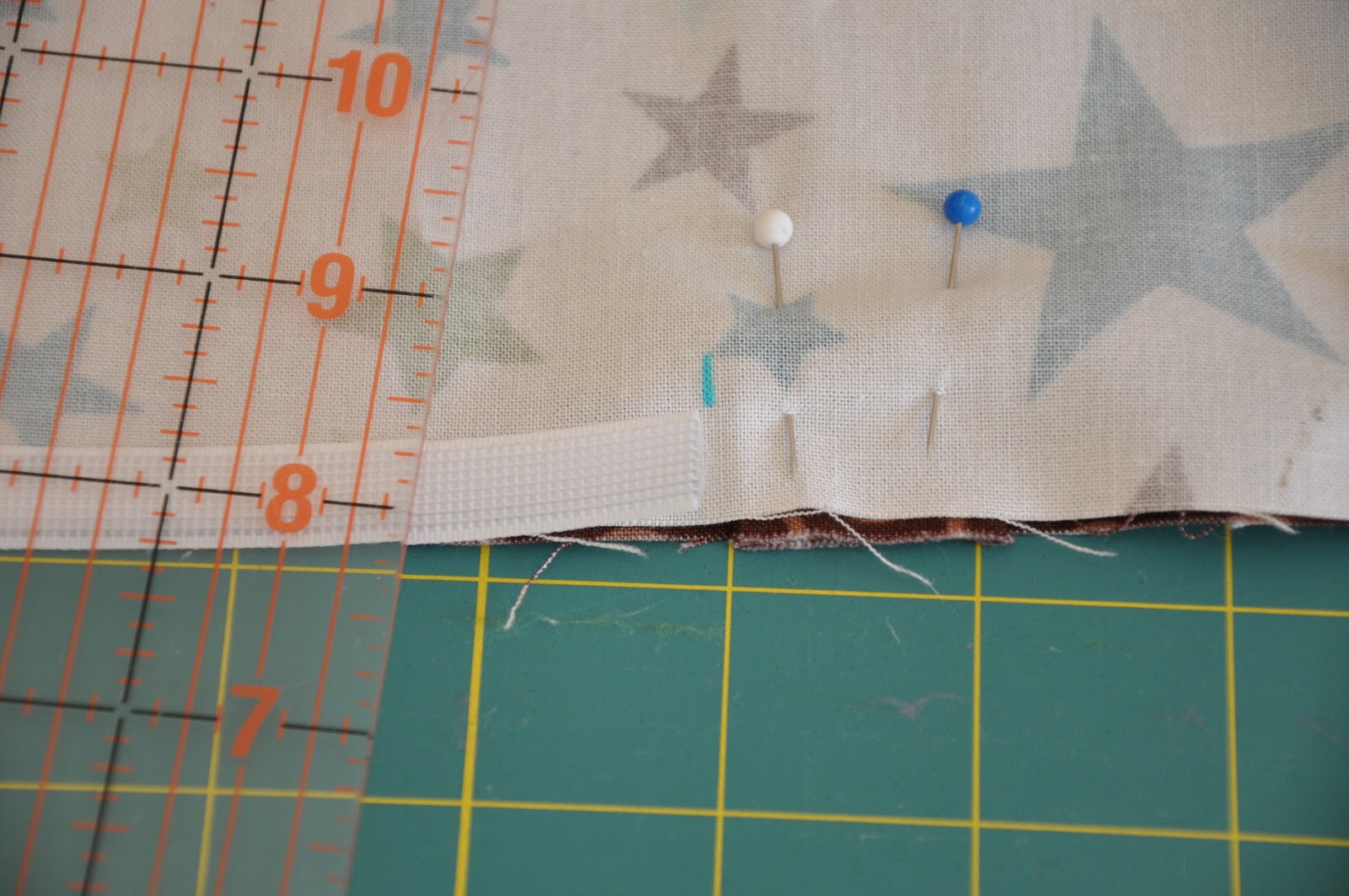 Made By Lisa G: Reversible Hooter Hider Tutorial