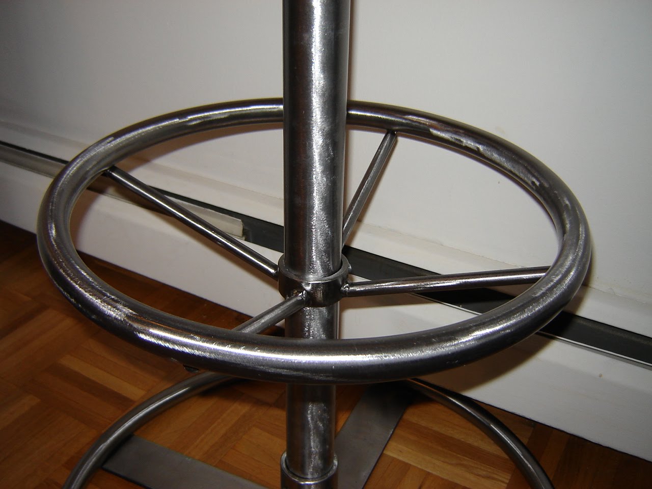 J1 Metal Fabrication: Round Bar Table