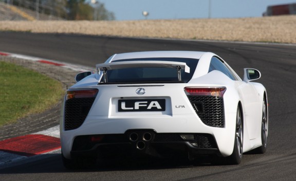 Lexus LFA Exotic Sports Coupe | Specs Review Car