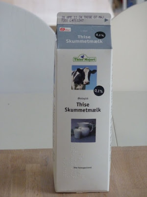Family FECS: Organic Skimmed Fresh Cow’s Milk/Økologisk Skummet Mælk ...